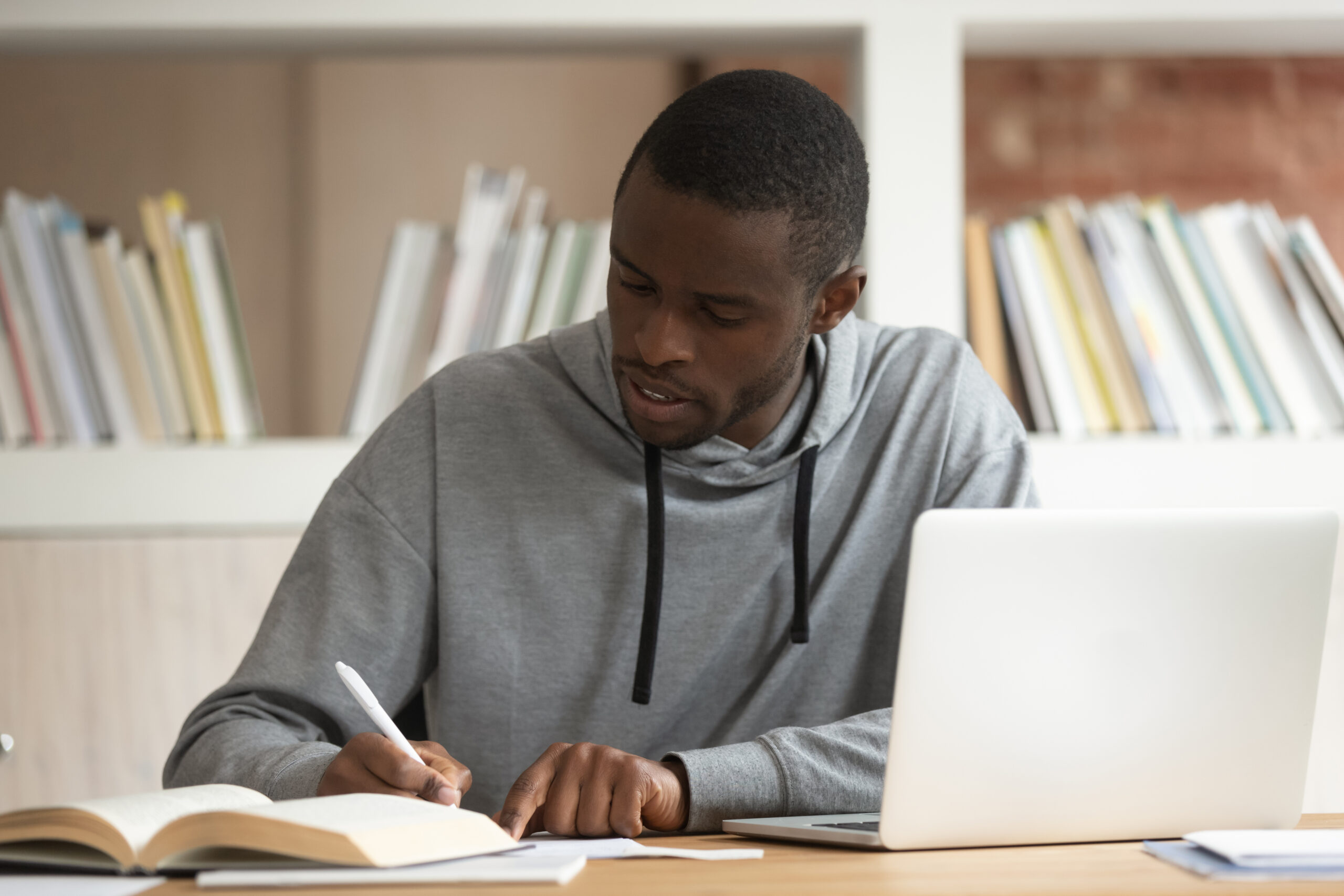 Sallie Mae's 1-2-3 approach to paying for college